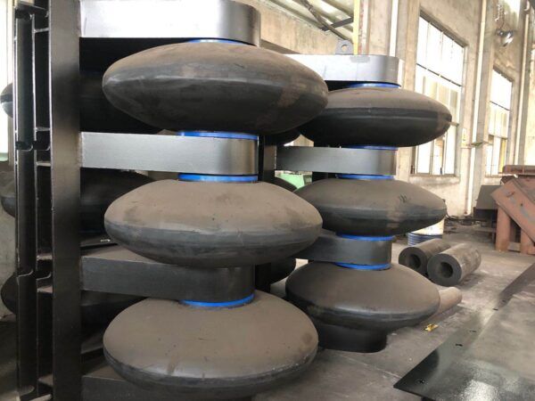 Rolling fender - YT Marine Fender