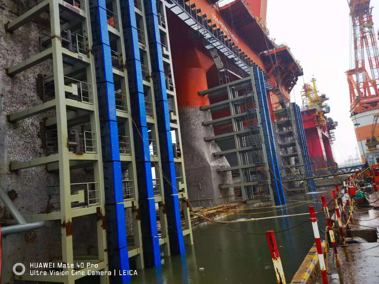 Square Fender with UHMW-PE Pad - YT Marine Fender