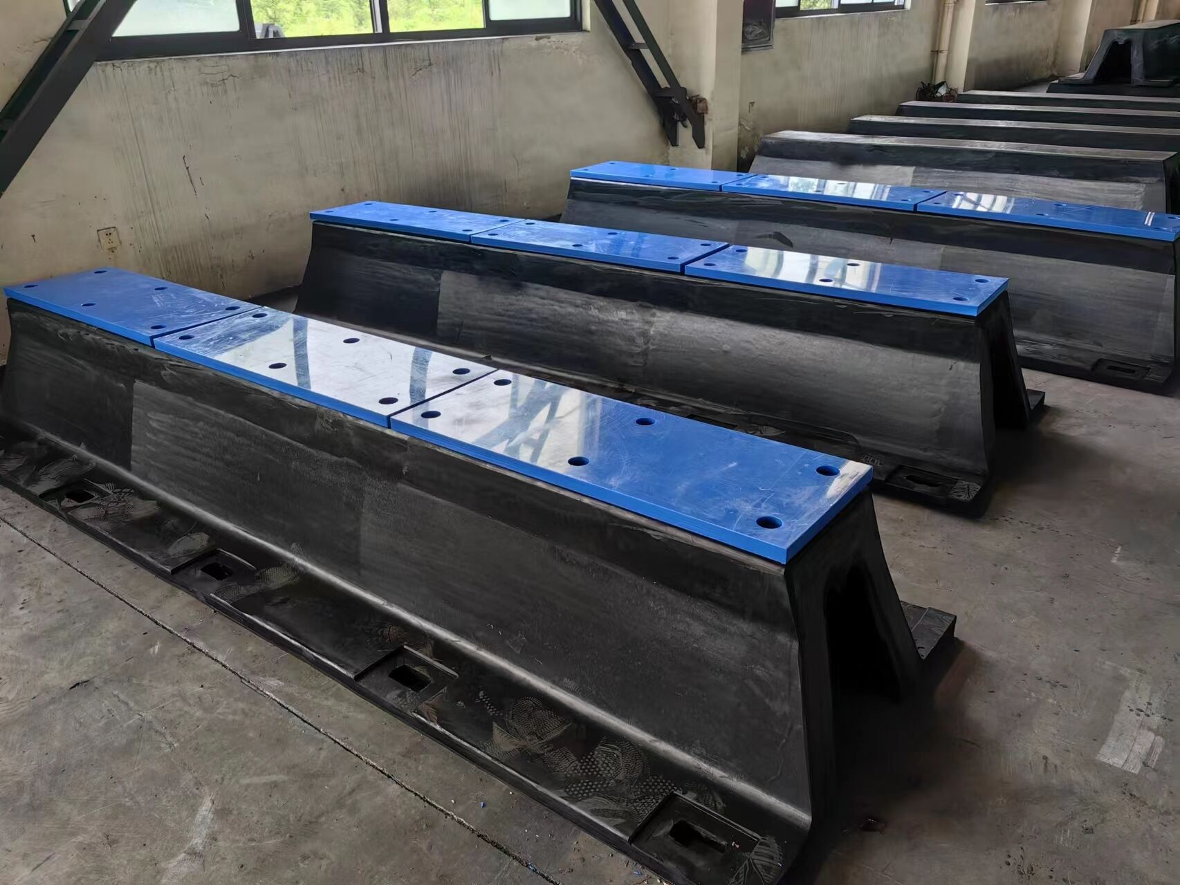 Arch Rubber Fenders - YT Marine Fender